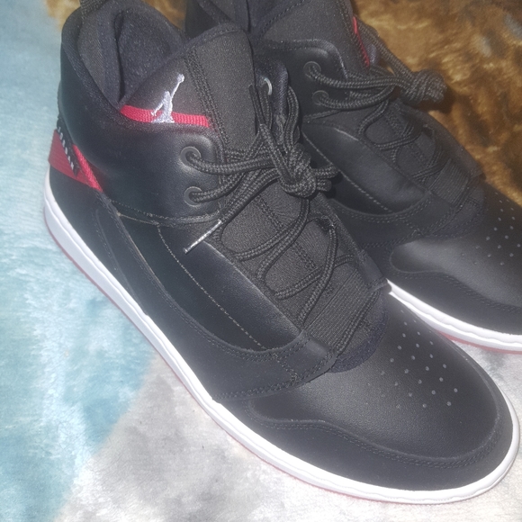 Michael Jordan | Shoes | Michael Jordan Fadeaway Released 220 New No ...